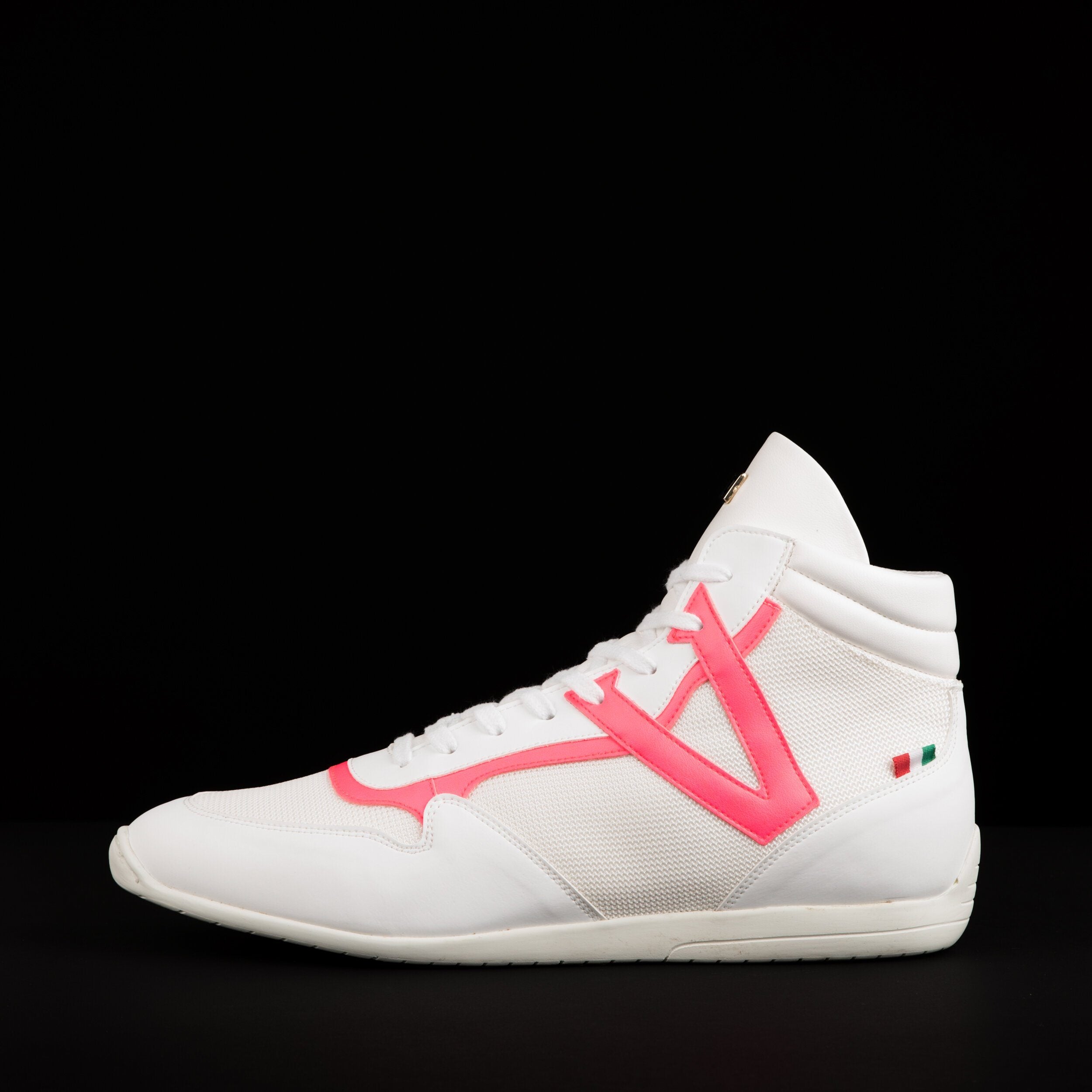 Low Top Boxing Shoes Vesuvio Italian Design Boxing Gear – virtuosboxing